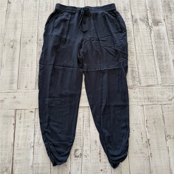 Salt Life | Pants & Jumpsuits | Salt Life Gathered Jogger Linen | Poshmark